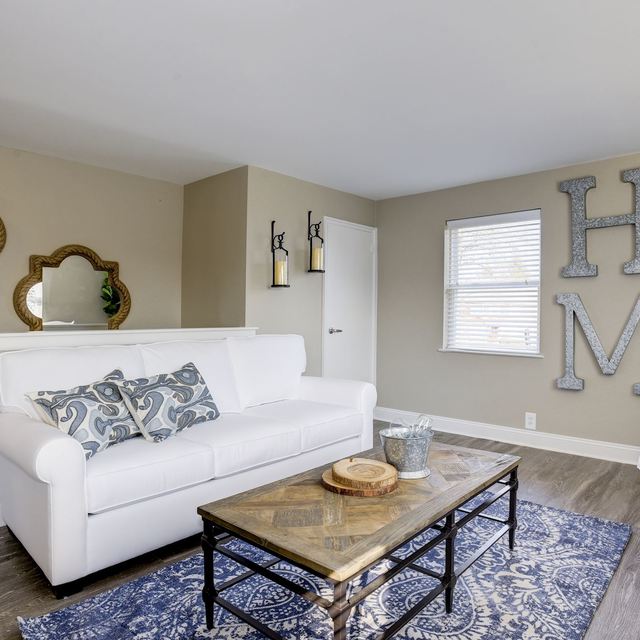 Wilmington Apartments | Village at Fox Point | Gallery
